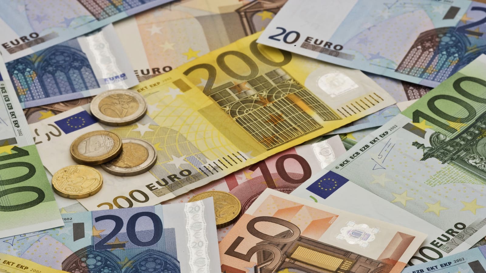 Why are the Germans obsessed with cash over credit? - Adithya V